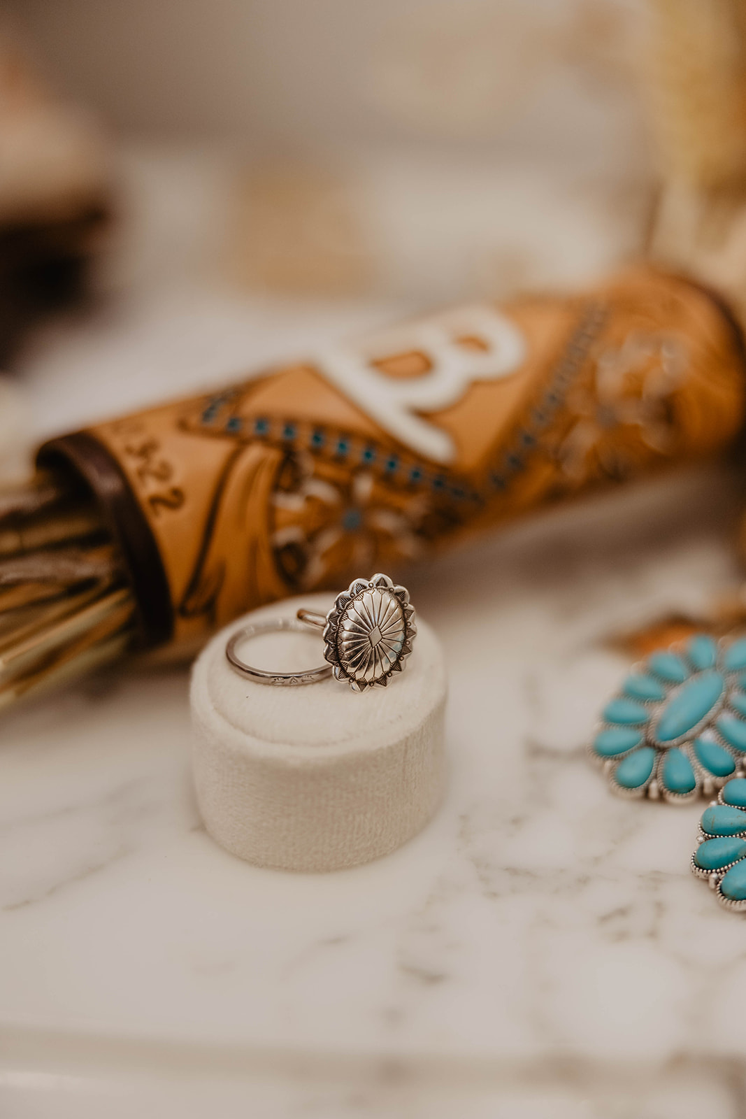 Mastering the Art of Detail Photography on a Wedding Day - cayleighely.com